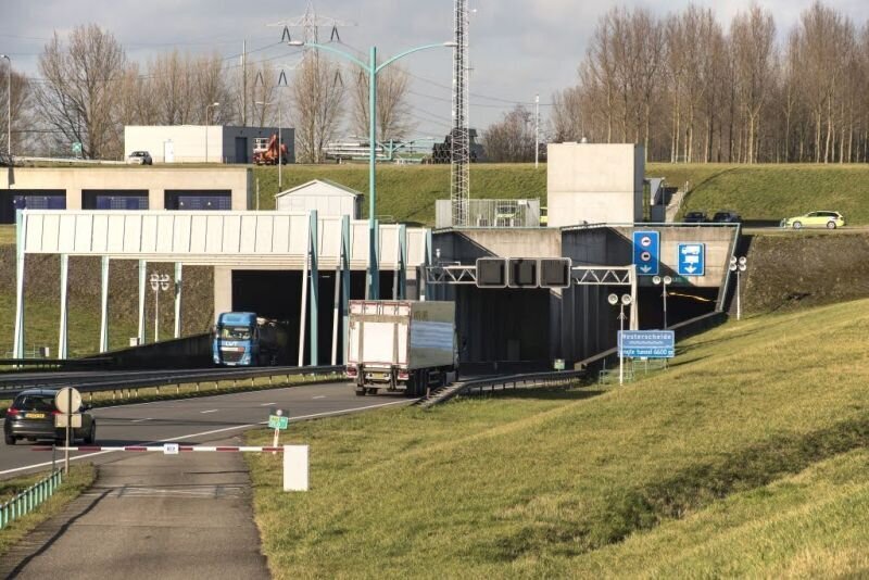 Blokrijden door de Westerscheldetunnel: dit is het plan tijdens de ...