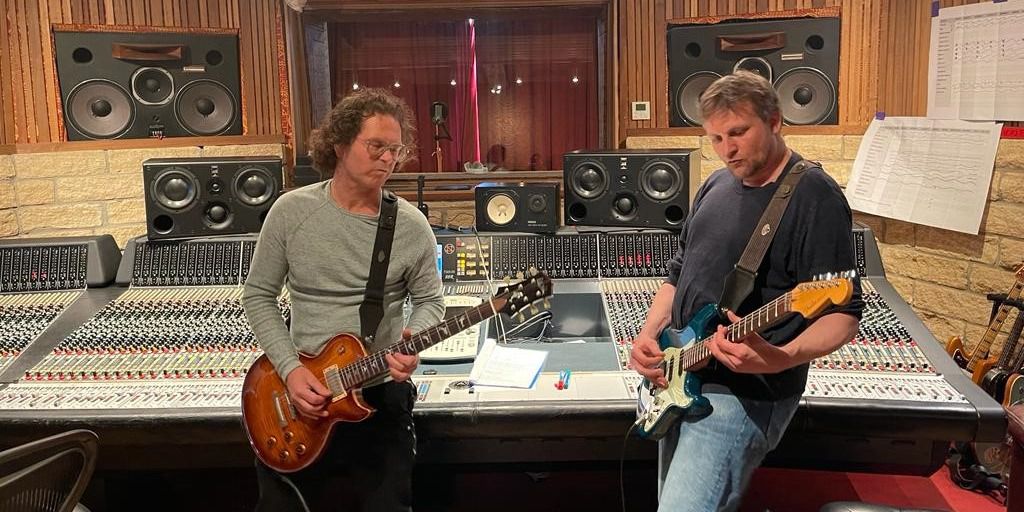 Vals Licht komt met ode aan Zeeland tijdens Kaaipop Breskens - Omroep ZVL