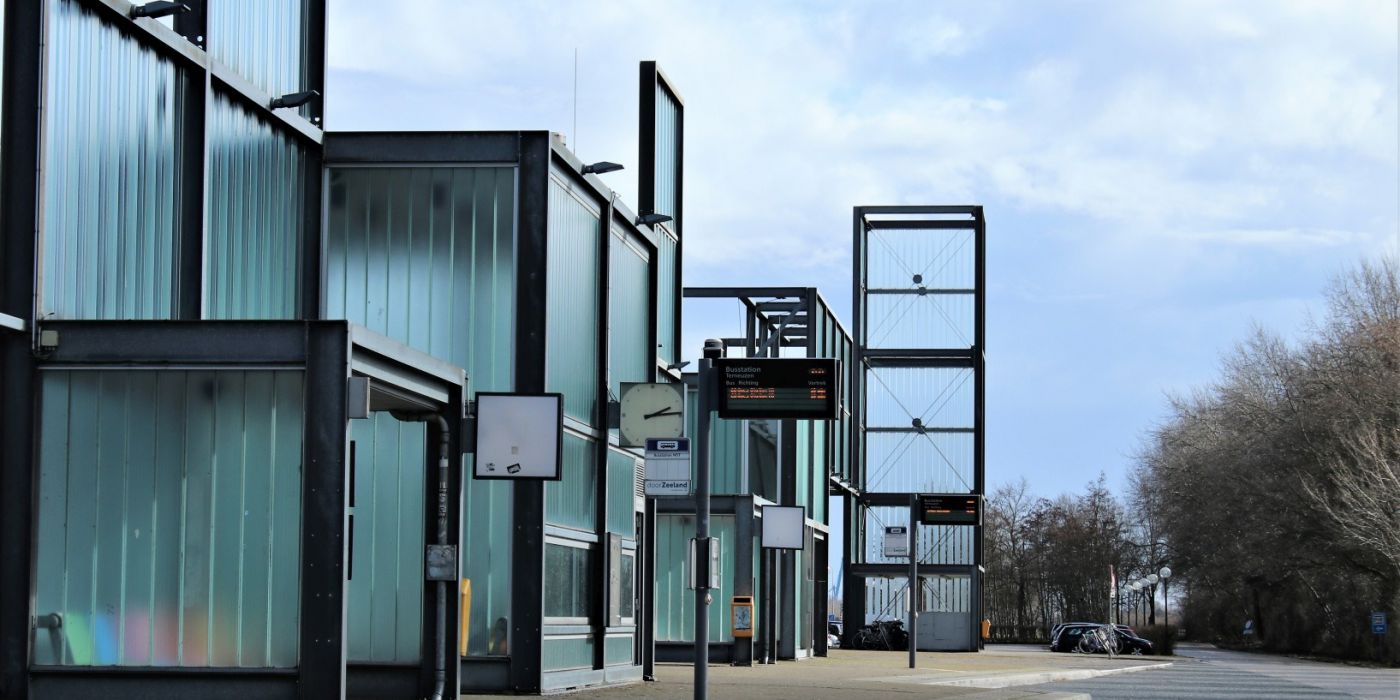 Inchecken bus kan ook met betaalpas - Omroep ZVL